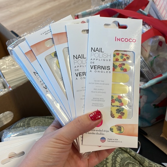 Incoco | Makeup | Incoco Nails Aloha Blooms Clearance Lot Of Manicure ...